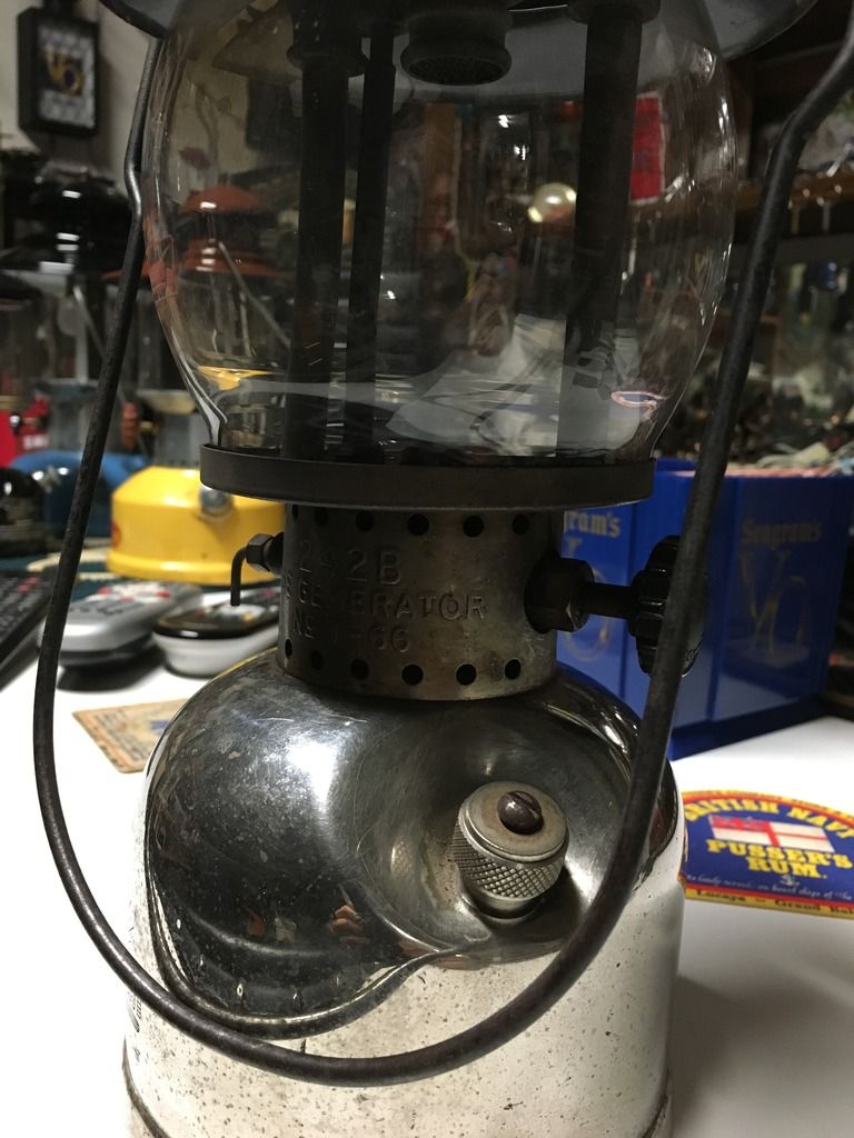 Canadian 242B collar orientation and clocking - The Coleman Collectors Forum